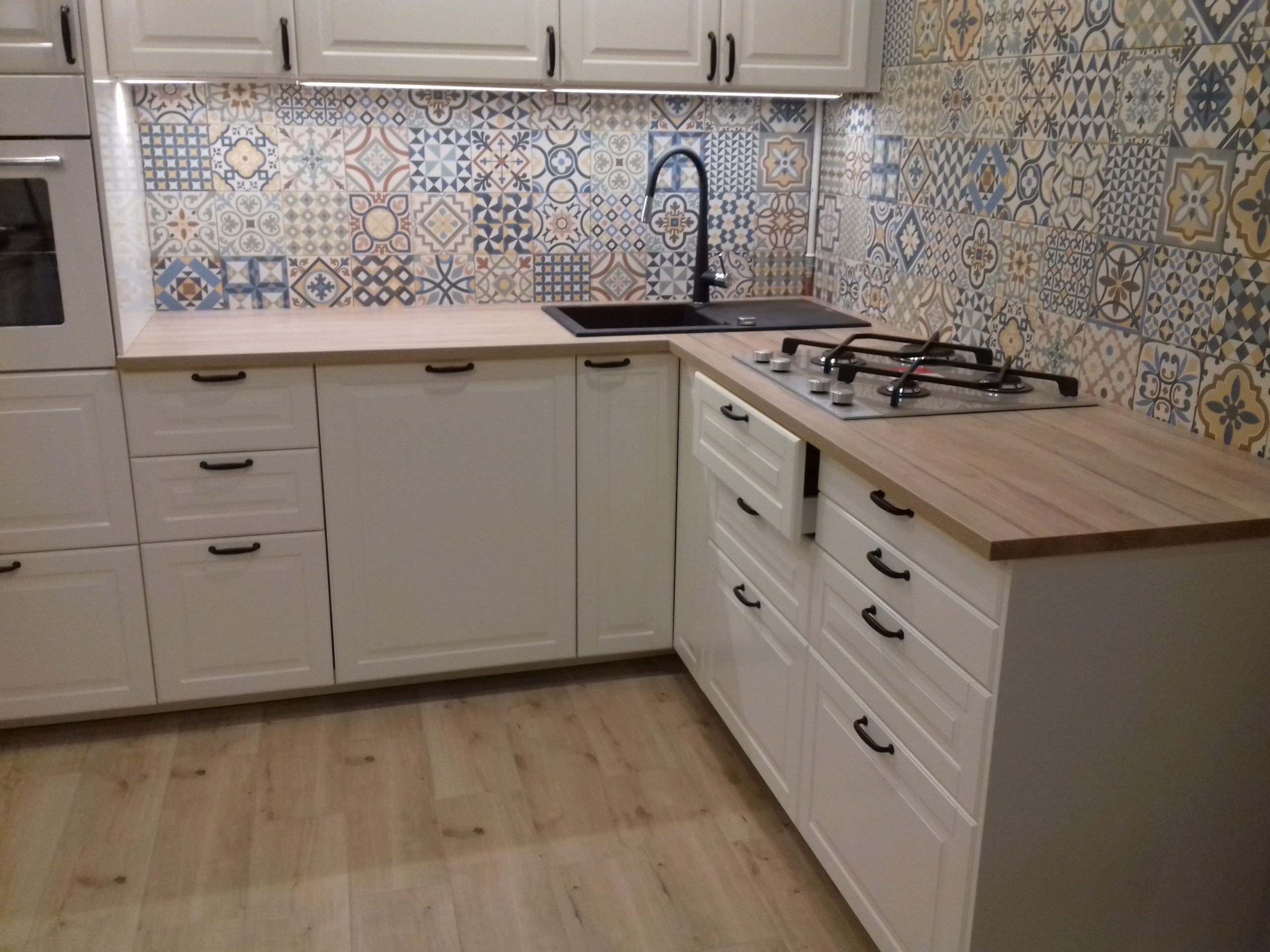 Fronty Bodbyn IKEA – Montaż kuchni z IKEA